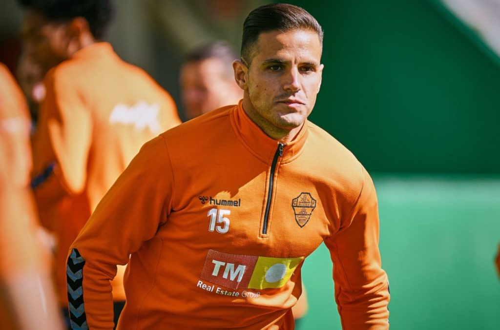 Luismi deja el Elche por el Oviedo - DiarioFranjiverde.com